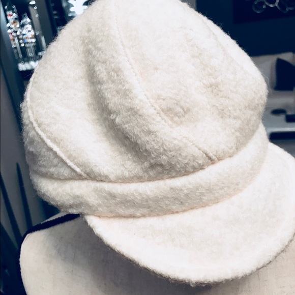 Accessories | August Hat Ivory Boucle Hat | Poshmark